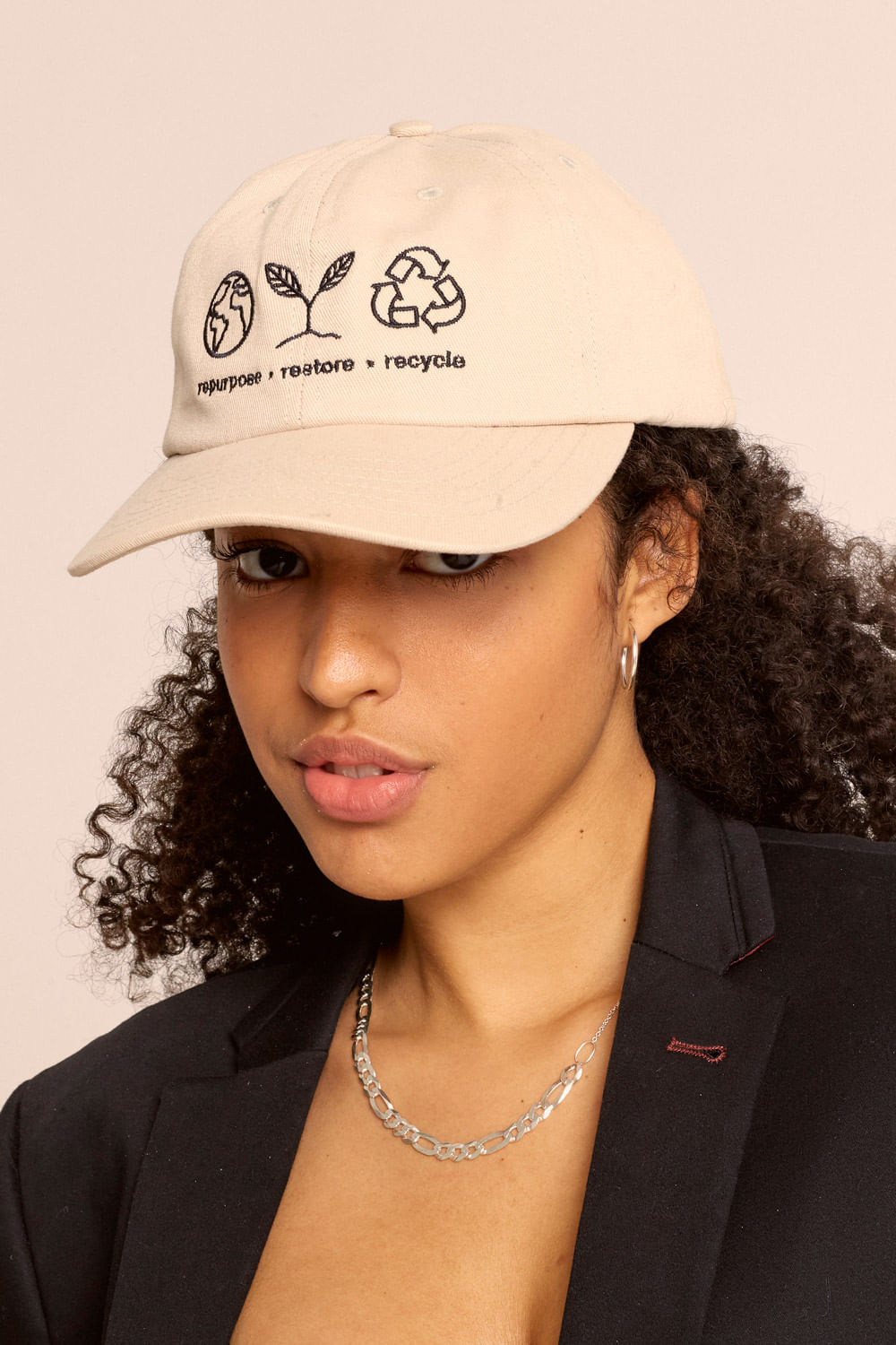 boné repurpose restore recycle - Borana